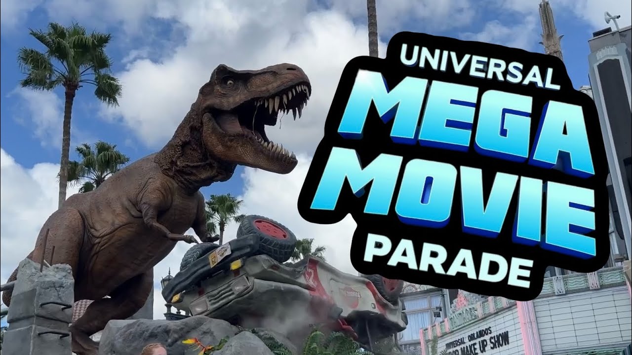 Mega movie parade and Mega Video tribute store at Universal Studios ...