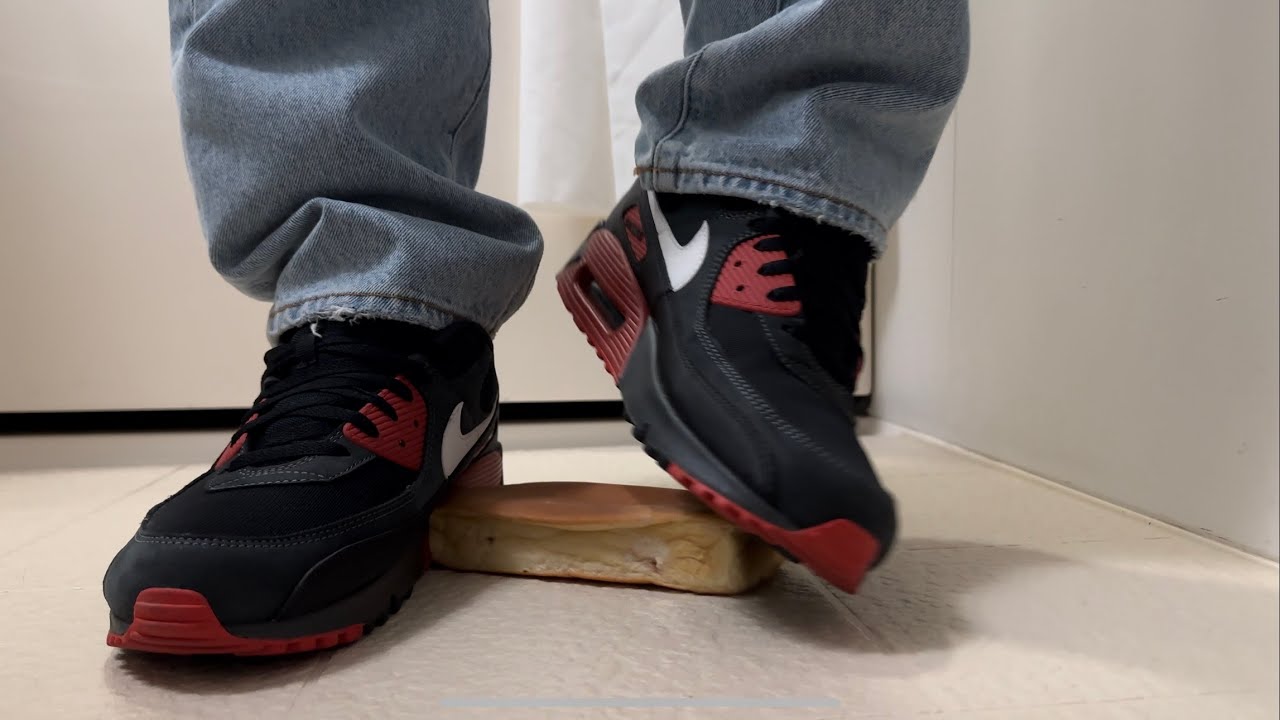 Nike AirMax90 stomping Japanese Plum cake. 😝 - YouTube