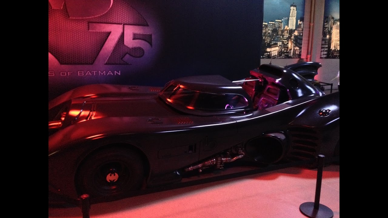 Warner Bros Studio Tour - Batman 75 Years - YouTube