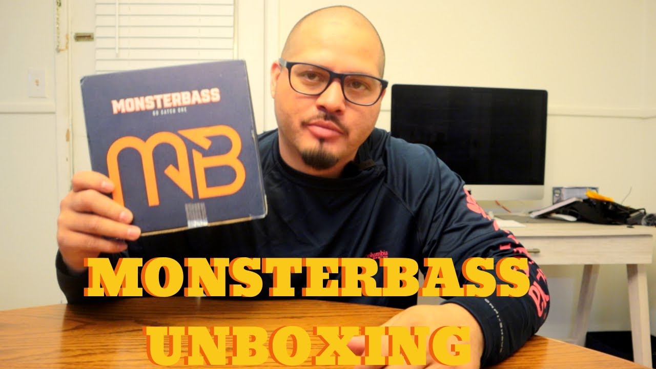 Unboxing MONSTERBASS Box |December Box - YouTube