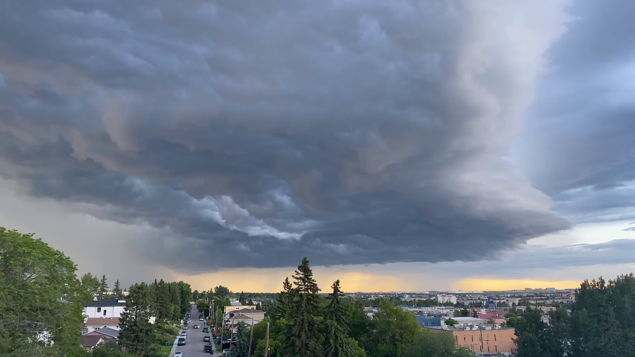 My first storm time lapse of 2020. - YouTube