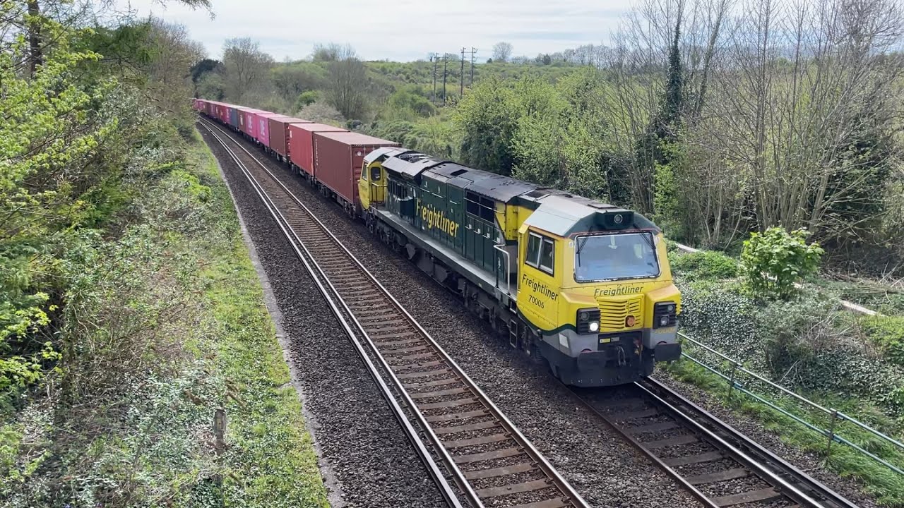 Class 70 | 70006 | Freightliner - YouTube