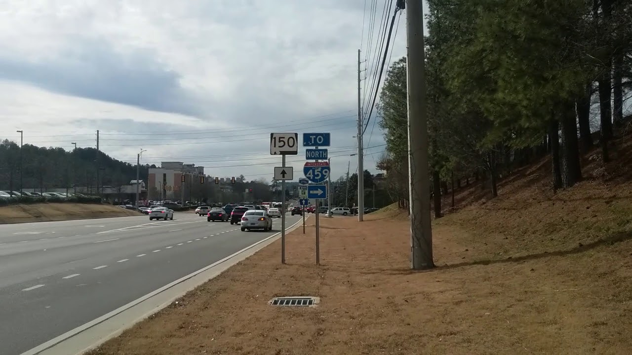HFD Engine 2 at State Highway 150 and Galleria Blvd - YouTube