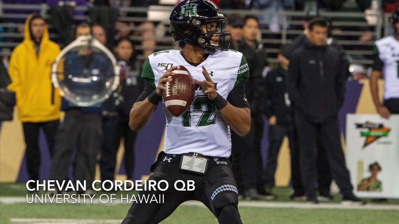 Chevan Cordeiro a QB for Hawaii - YouTube