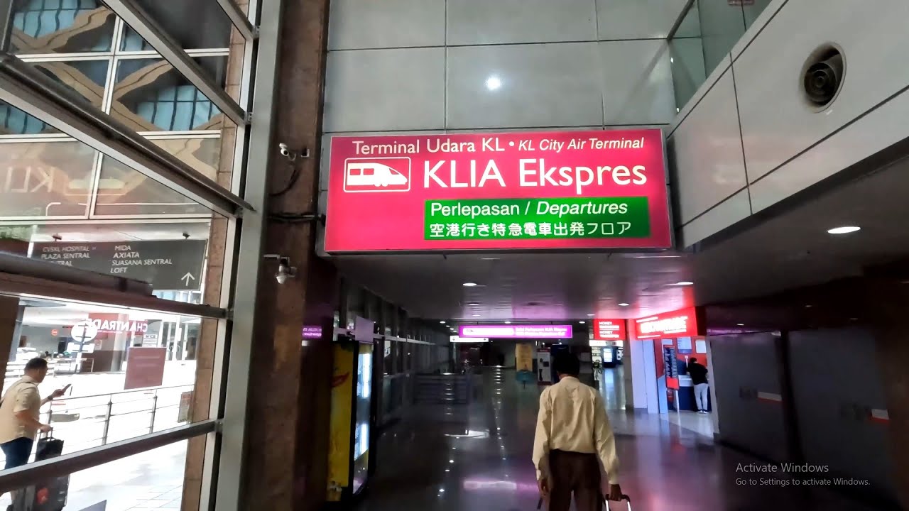 KLIA Express from KL Central to KLIA2 Airport (33 minutes) @55 RM - YouTube