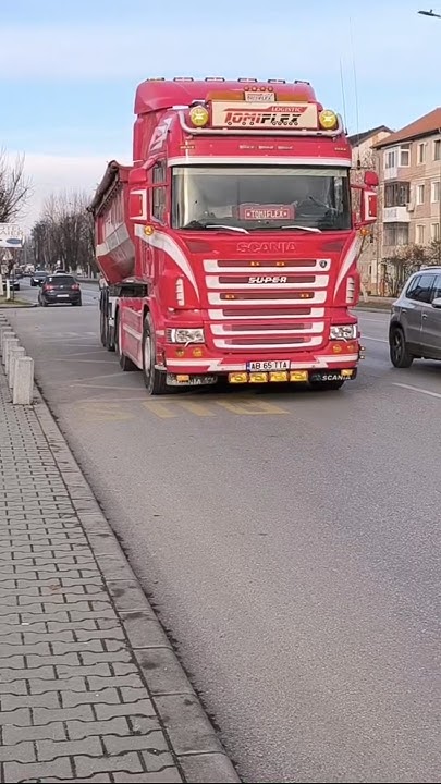 Truckspotting RO (sequence from a video) #scania #tomiflex #truckspotting #trucks - YouTube