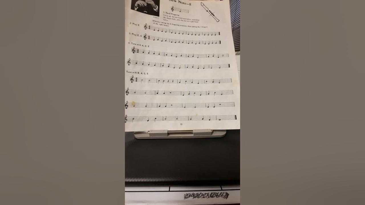 Recorder Lesson 10: Tune With B, A, G, E - YouTube