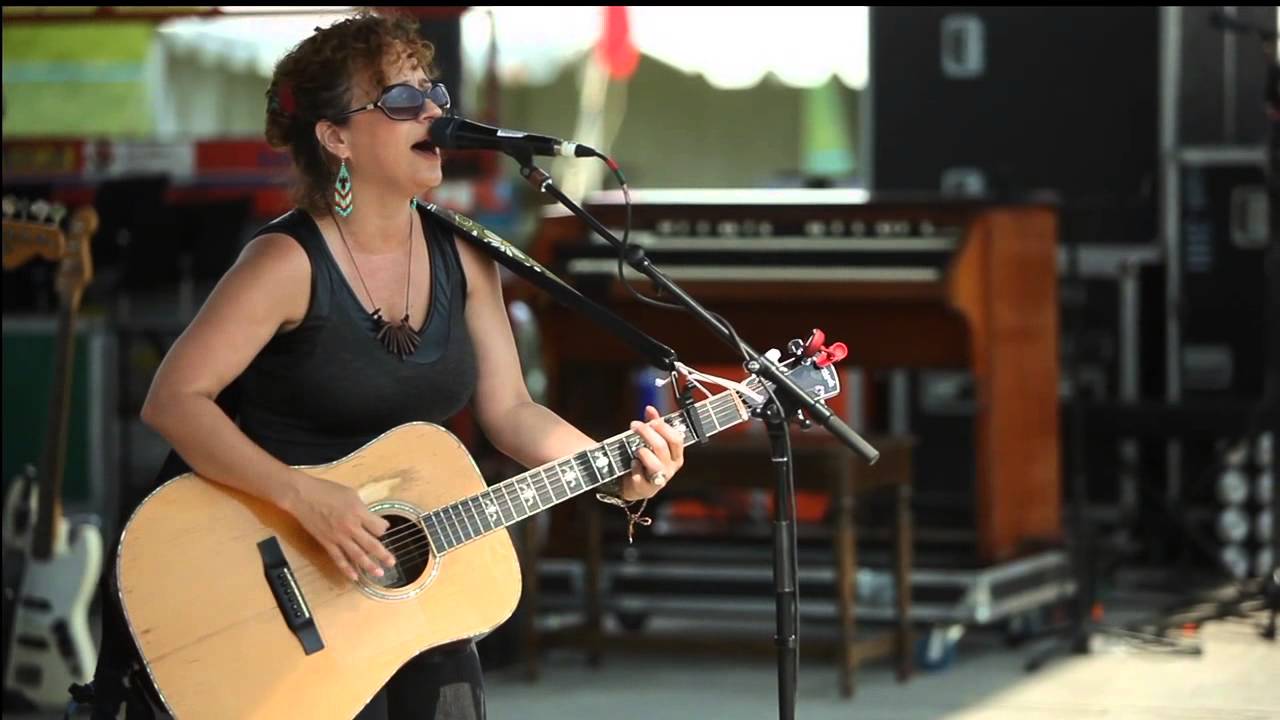 Lynn Drury - "Baby Blues" - YouTube