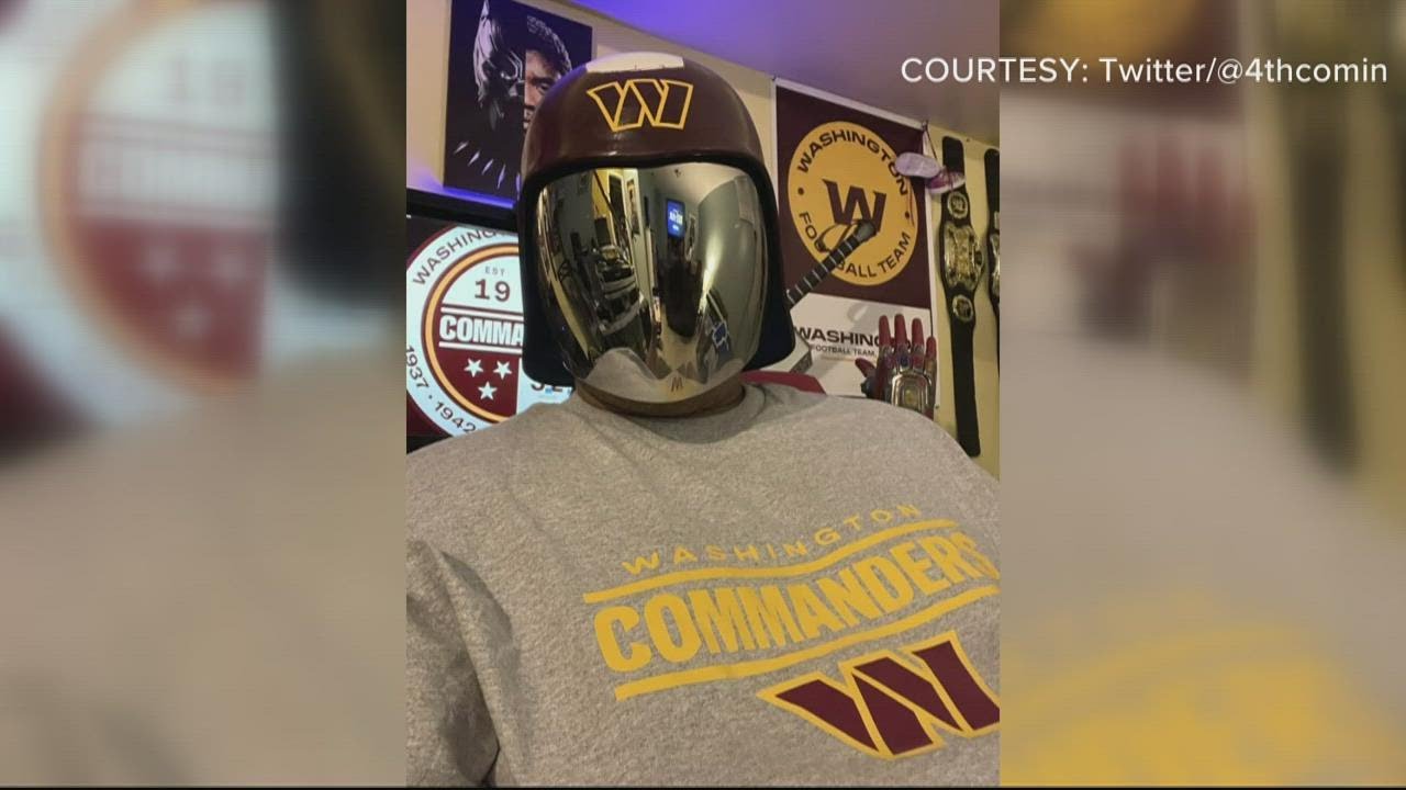 Pass the Mic: Anthony Oakes on the Commanders Mascot - YouTube