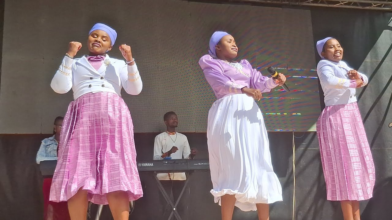 Loise Mwangi & Sisters on stage Ihura stadium - YouTube