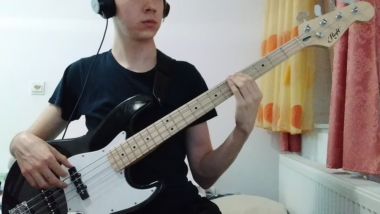 Svako trazi novu ljubav Vida Pavlovic BASS cover - YouTube