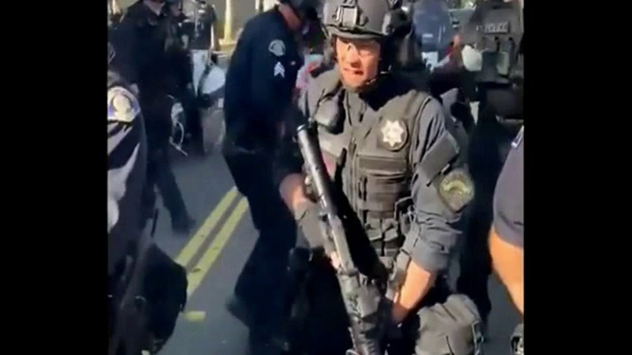 I AM THE ULTIMATE BAD-ASS COP! - YouTube