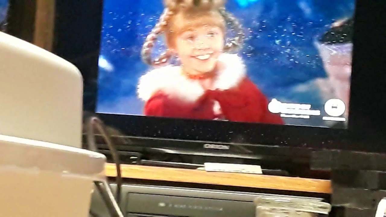 How the Grinch Stole Christmas (live-action movie): Cindy Invites The ...