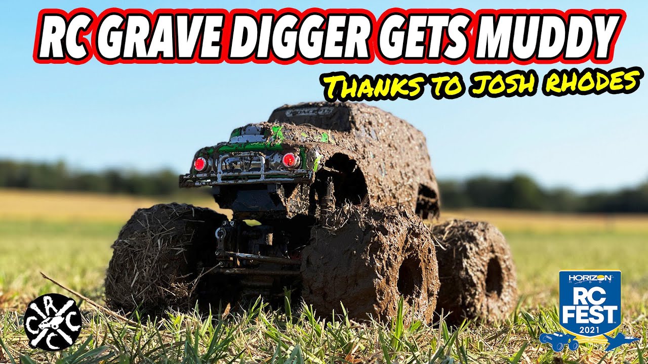Josh Rhodes Takes His Retro RC Grandma Digger Through a Mud Pit! 😮 ...