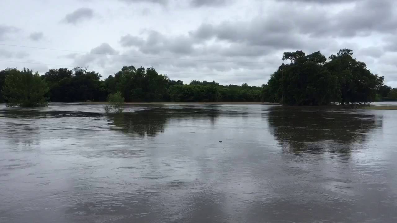 Bar-x Brazos River Flood June 06th 2016 - YouTube