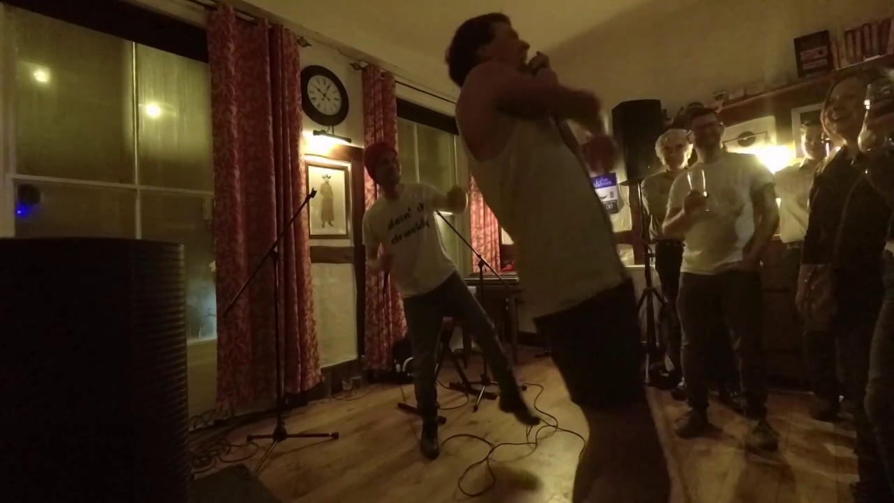 Hedluv+Passman (M5 Tour 2017) - 01 - 'Dreckly - YouTube