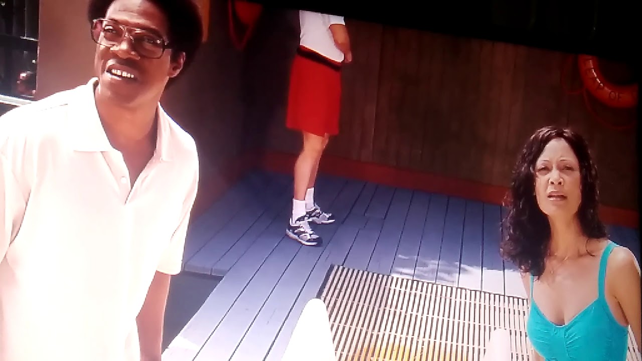 Norbit rasputia sur le toboggan - YouTube