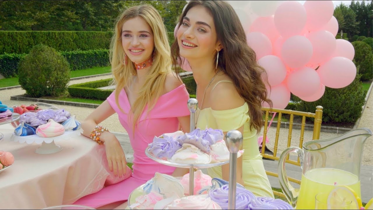 PROM 2019 - A Chic Novella (storybook). - YouTube