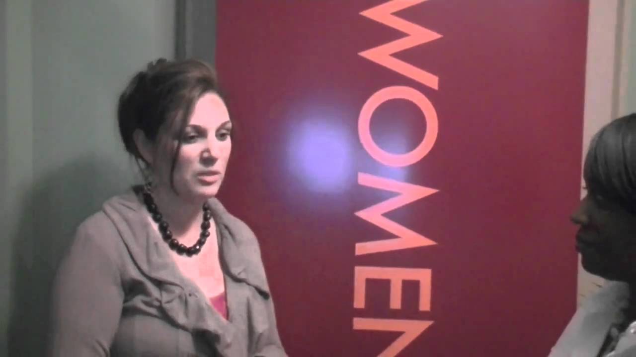 Meet Kelly Hollatz - YouTube