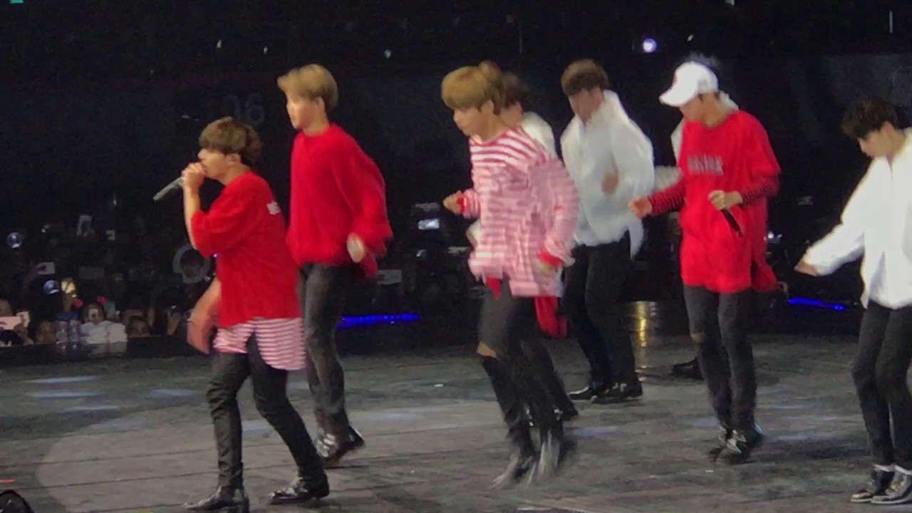 Lost- BTS Wings Tour in Manila- 050717 - YouTube