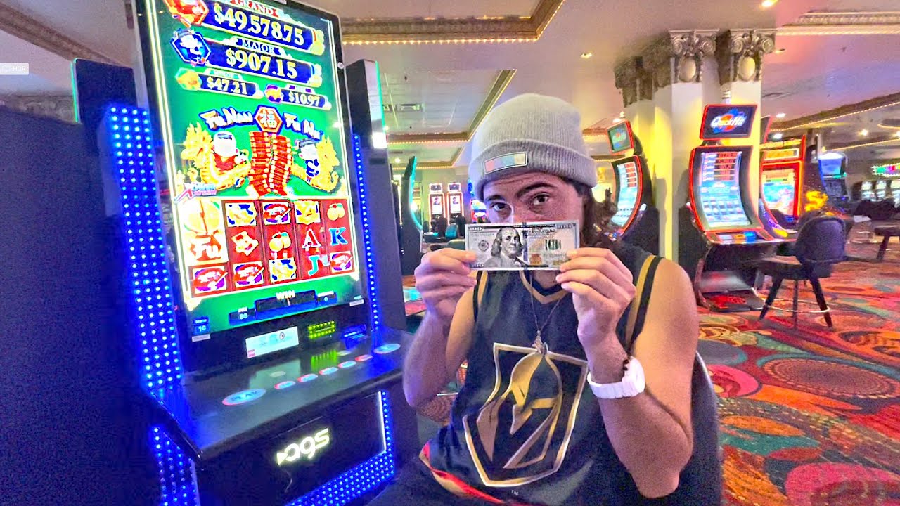 I Put $100 In A Slot Machine At Circus Circus Hotel & Casino In Reno ...