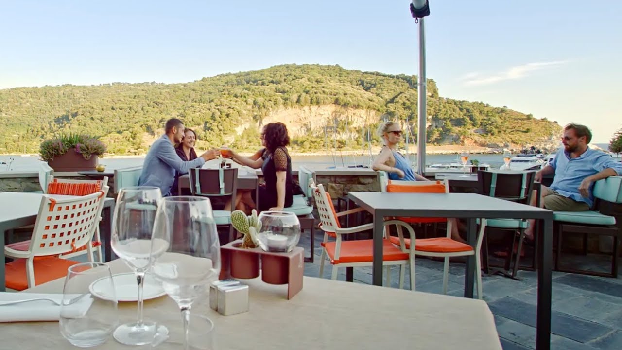 Venus Bar - Panoramic Cocktails in Porto Venere - YouTube