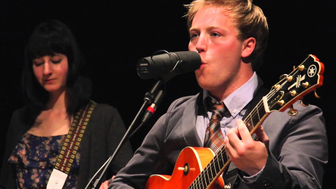 Stella (Live) - Brett Fromson - YouTube