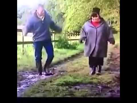 So geil voll tief die fütze von der oma