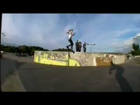Tom Renwick - 2011 tricks - YouTube