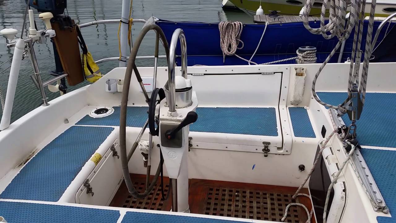 Westerly Discus 33 Bridge Deck - Boatshed - Boat Ref#224231 - YouTube