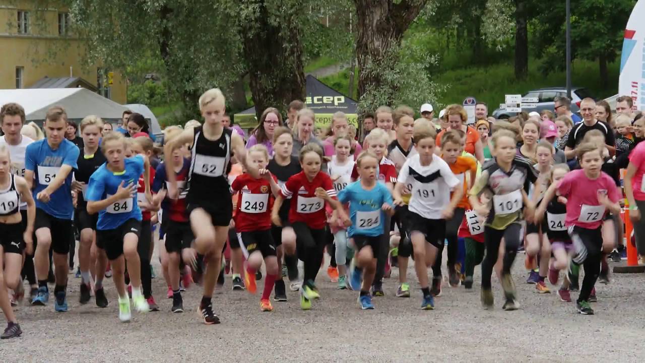 Fiskars Village Run - Juhannus - YouTube