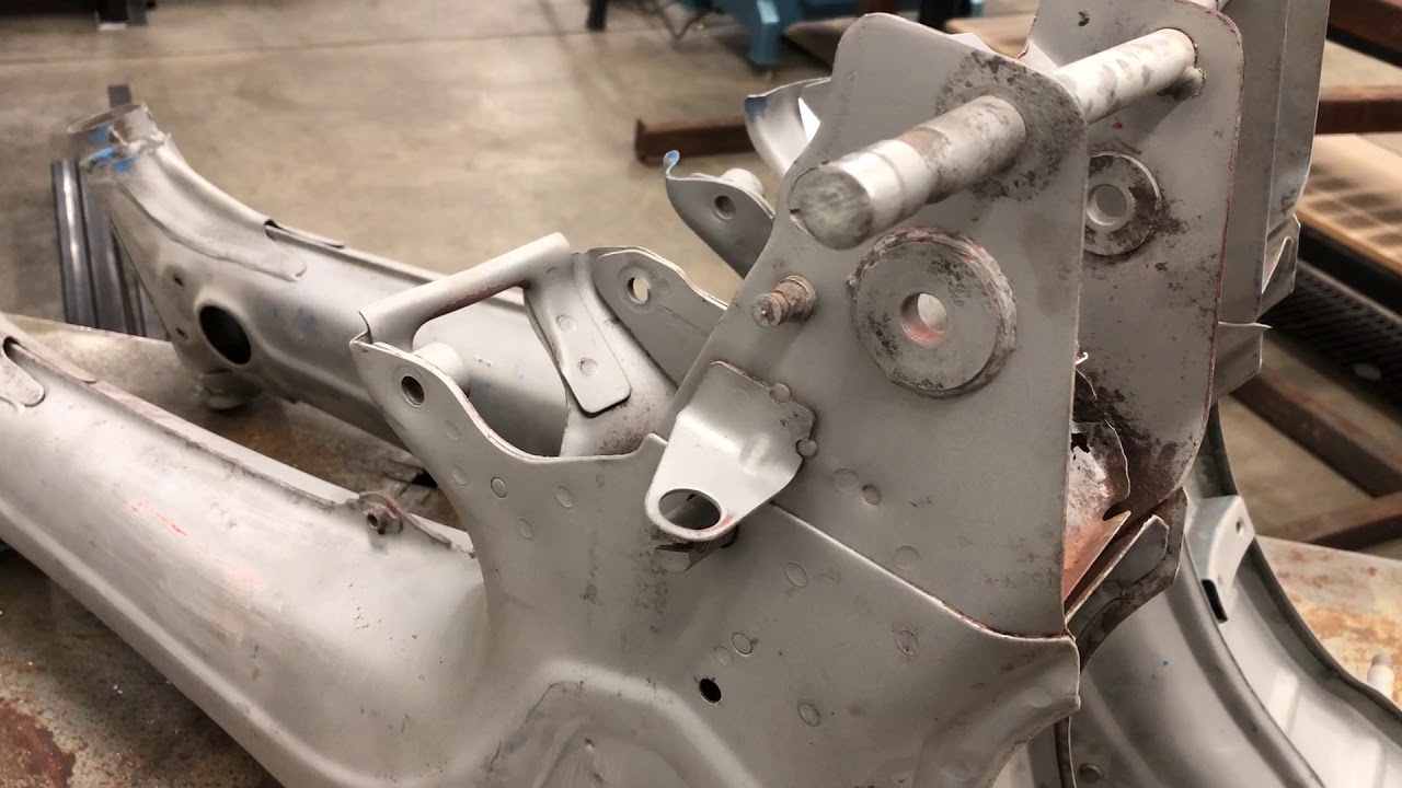 Comparing a CT70 silver tag vs a newer CT70 frame - YouTube