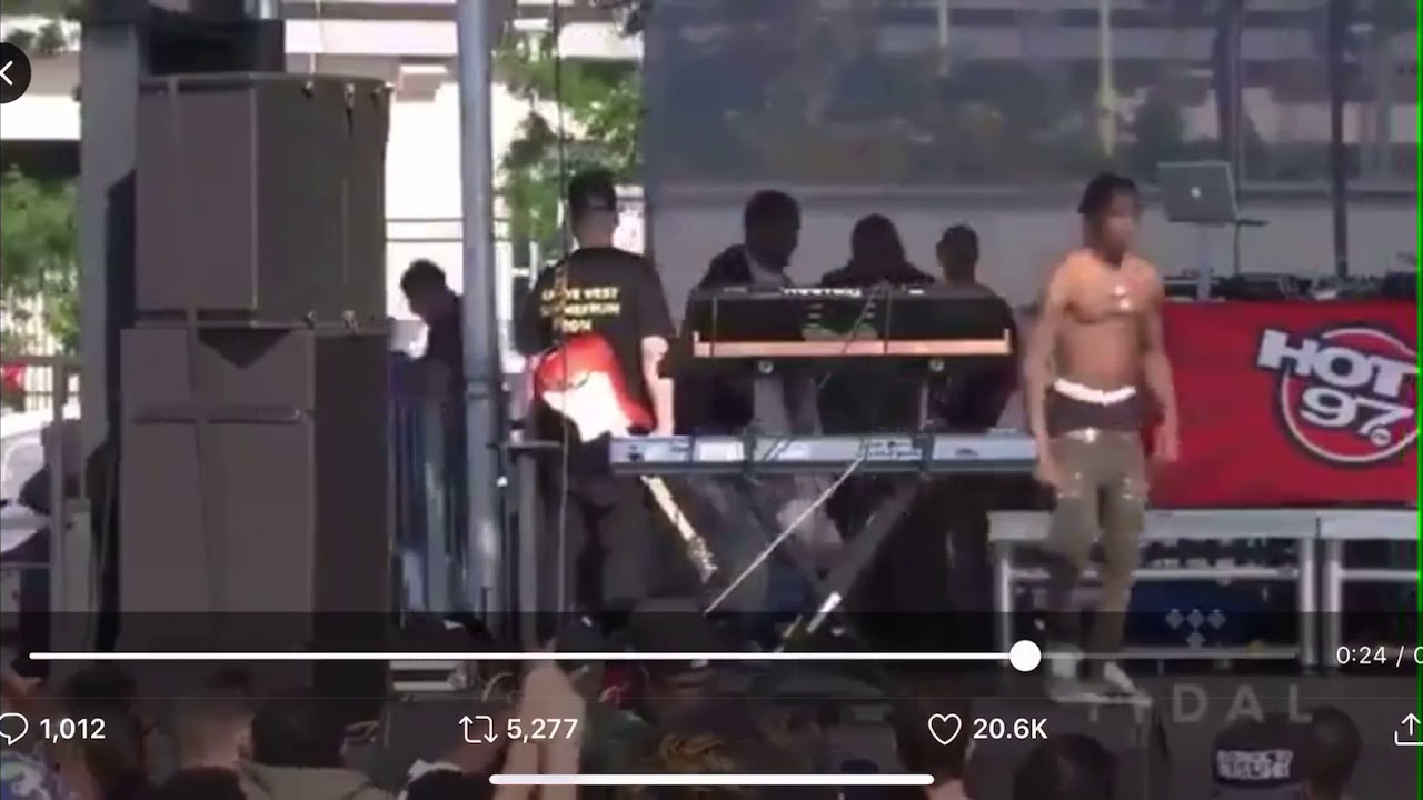 Travis Scott Yells/Kicks Cameraman off stage - YouTube