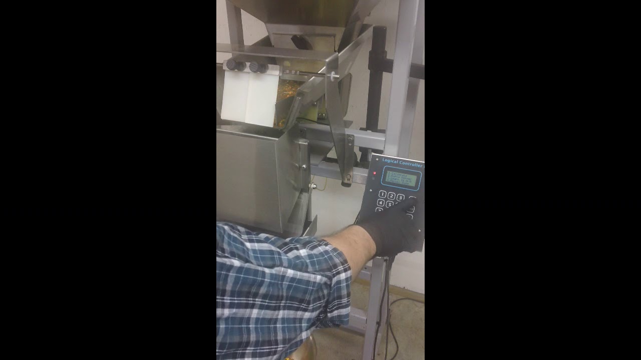 The Logical Machines Model S-4 Automatic Scale System filling 60g and ...