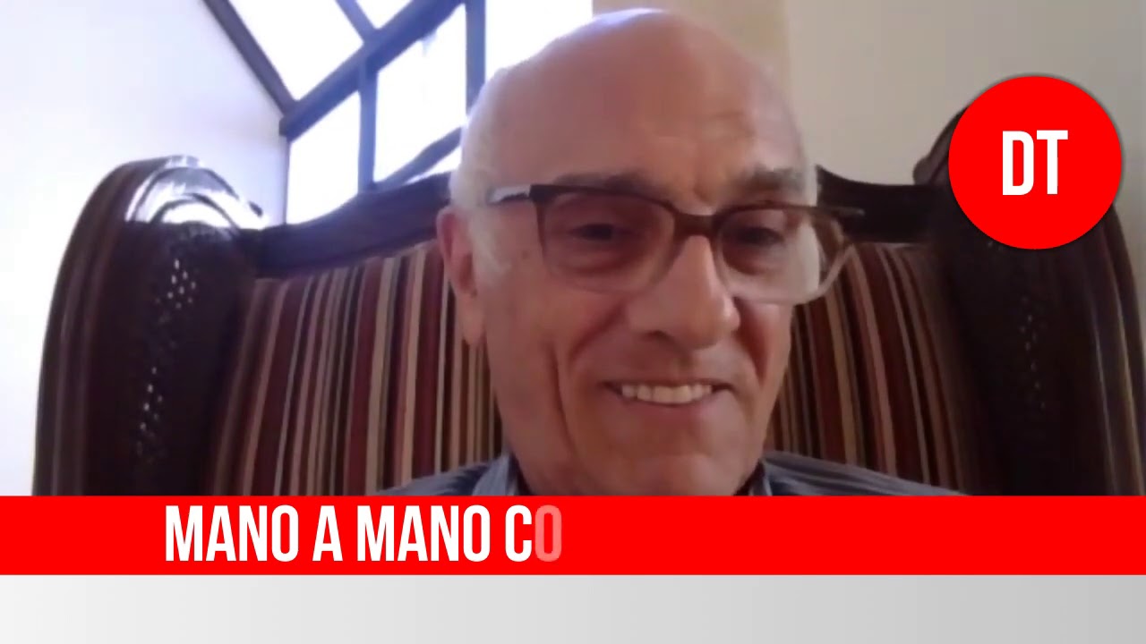 Mano a mano con el relator de boxeo Juan Larena - YouTube