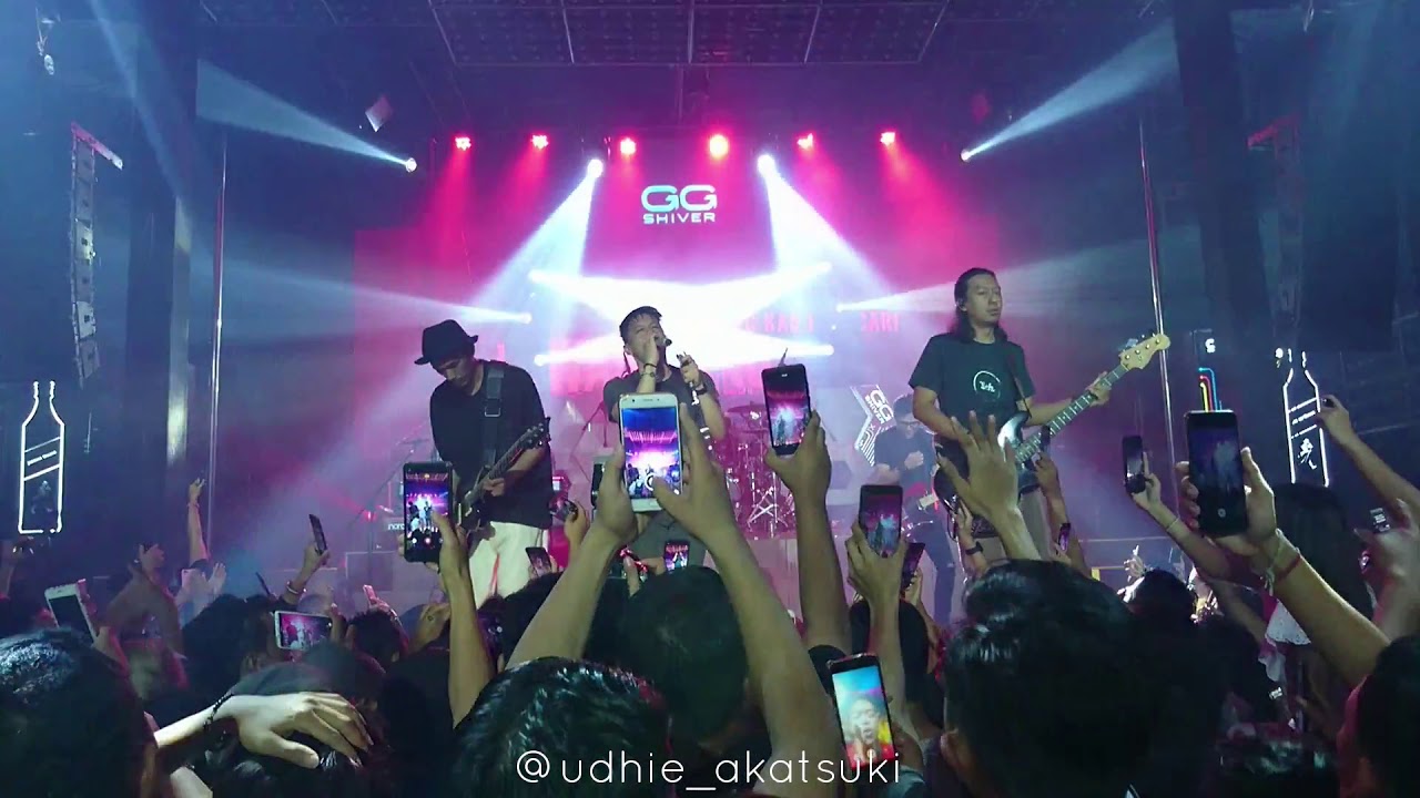 LANJOOT !!! NOAH - WANITAKU | LIVE @BOSHE BALI - YouTube