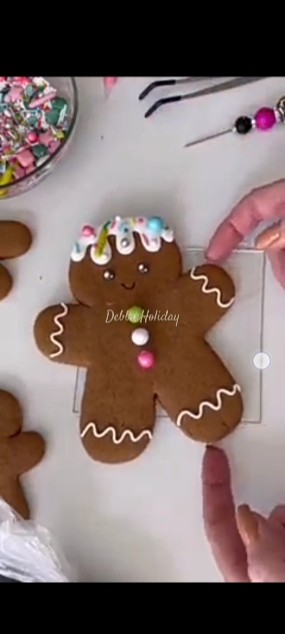 big gingerbread man cookie decorating / royal icing piping tutorial ...