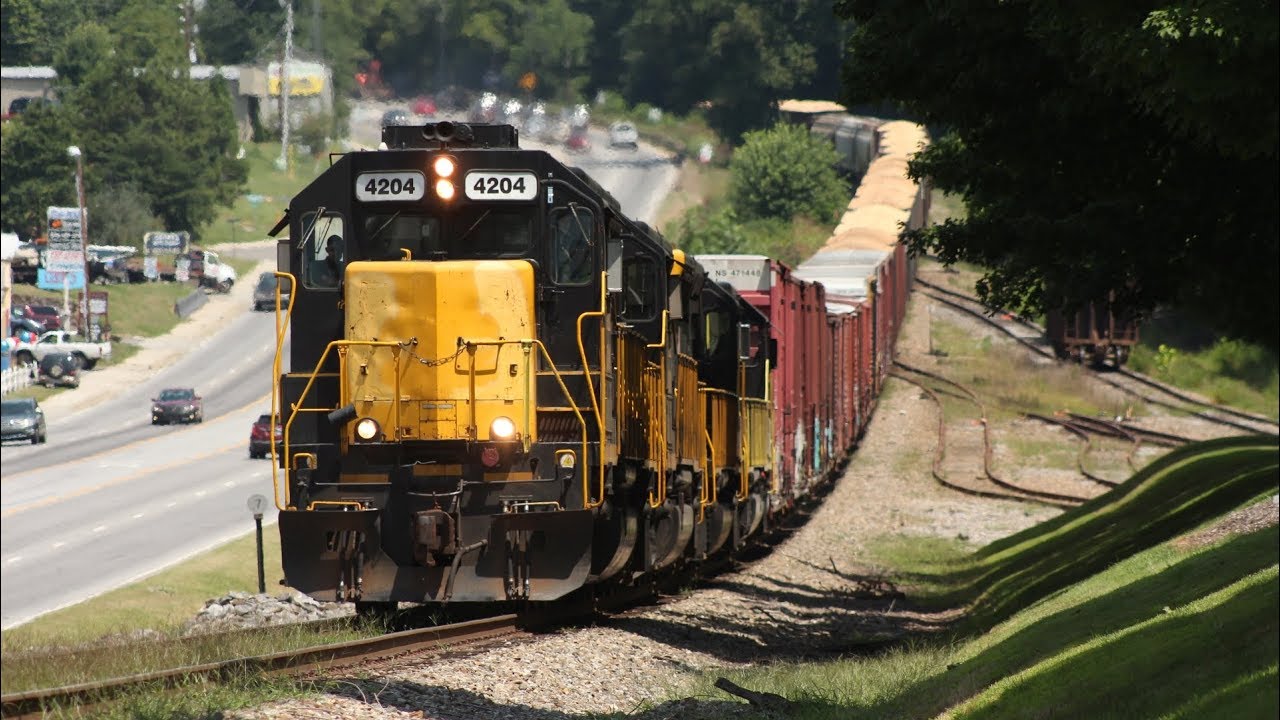 Blue Ridge Southern Train Chase! - YouTube