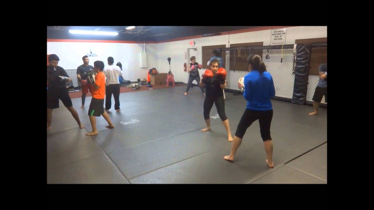 Advanced KickBoxing at Alliance Hq - YouTube