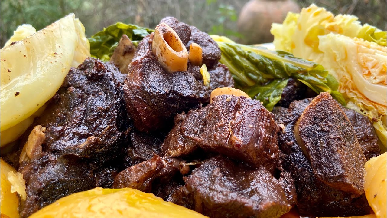 Chanfana de Cabra - Prato Típico Português! 🇵🇹 - YouTube