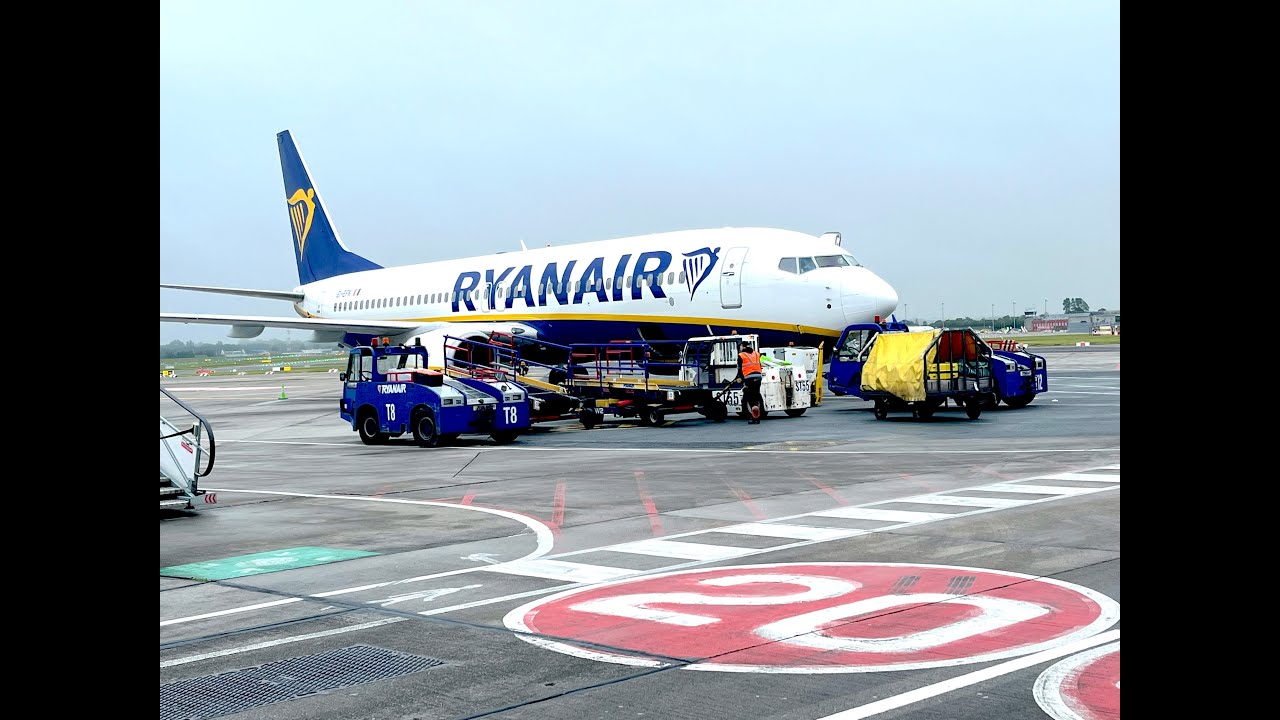 Ryanair First class comfort tips and Trip from Dublin to Venice with ...
