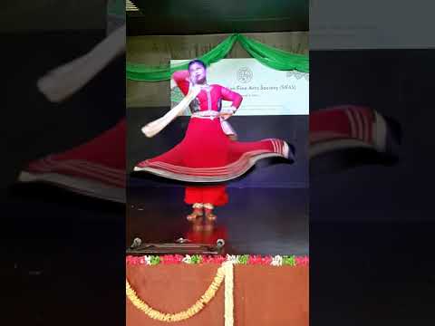 Shriya dances on Teri Payal in SIFAs