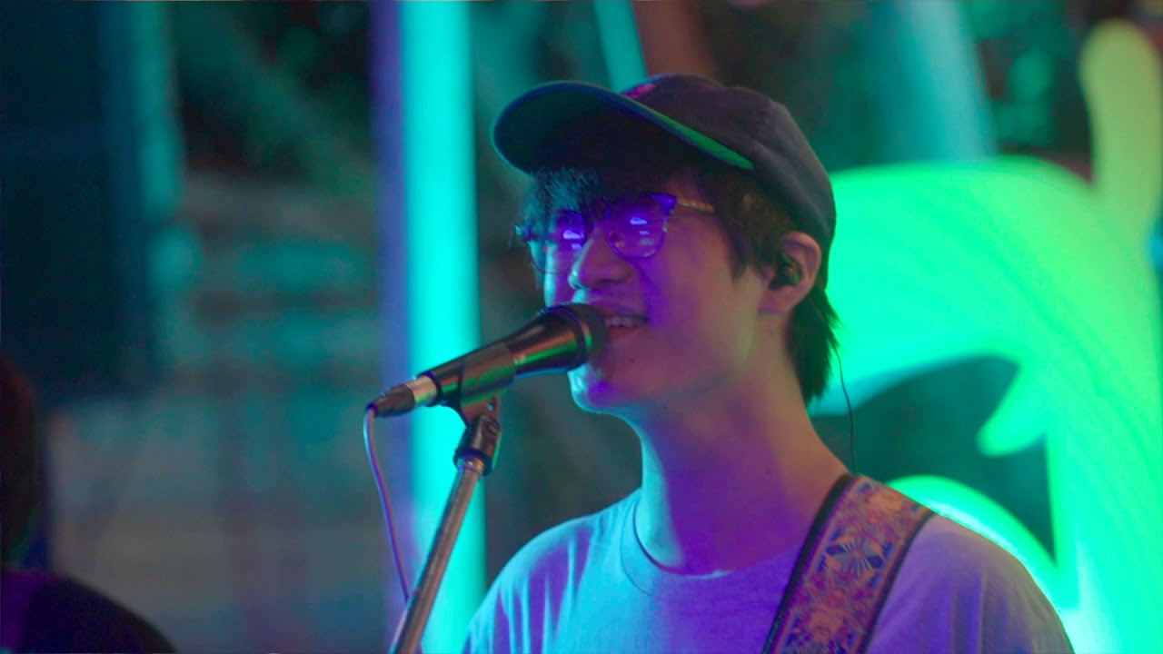 Safeplanet :: กล่องดำ :: live at สรวลหรรษา - YouTube