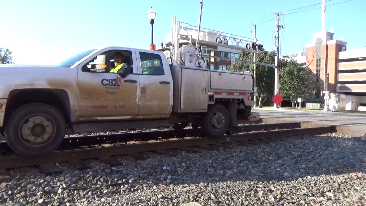 #5085 CSX High Rail Truck - YouTube