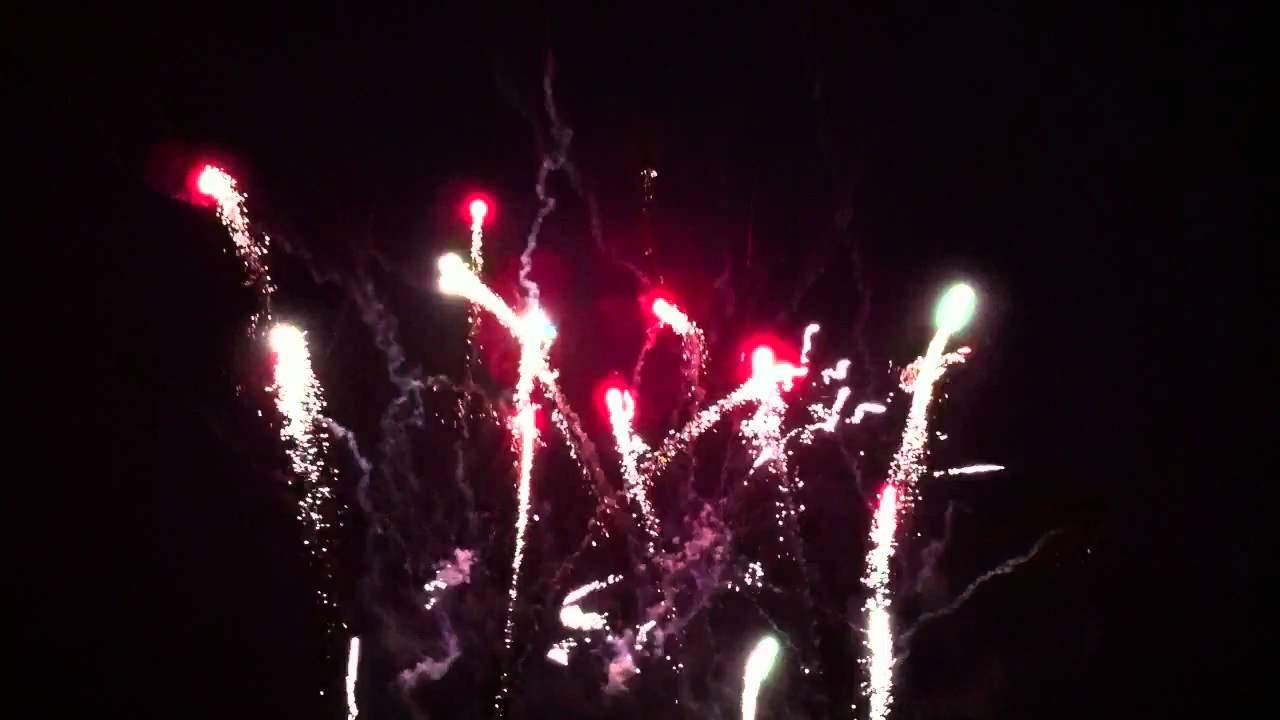 World Class Fireworks 2011 Shoot-out - YouTube
