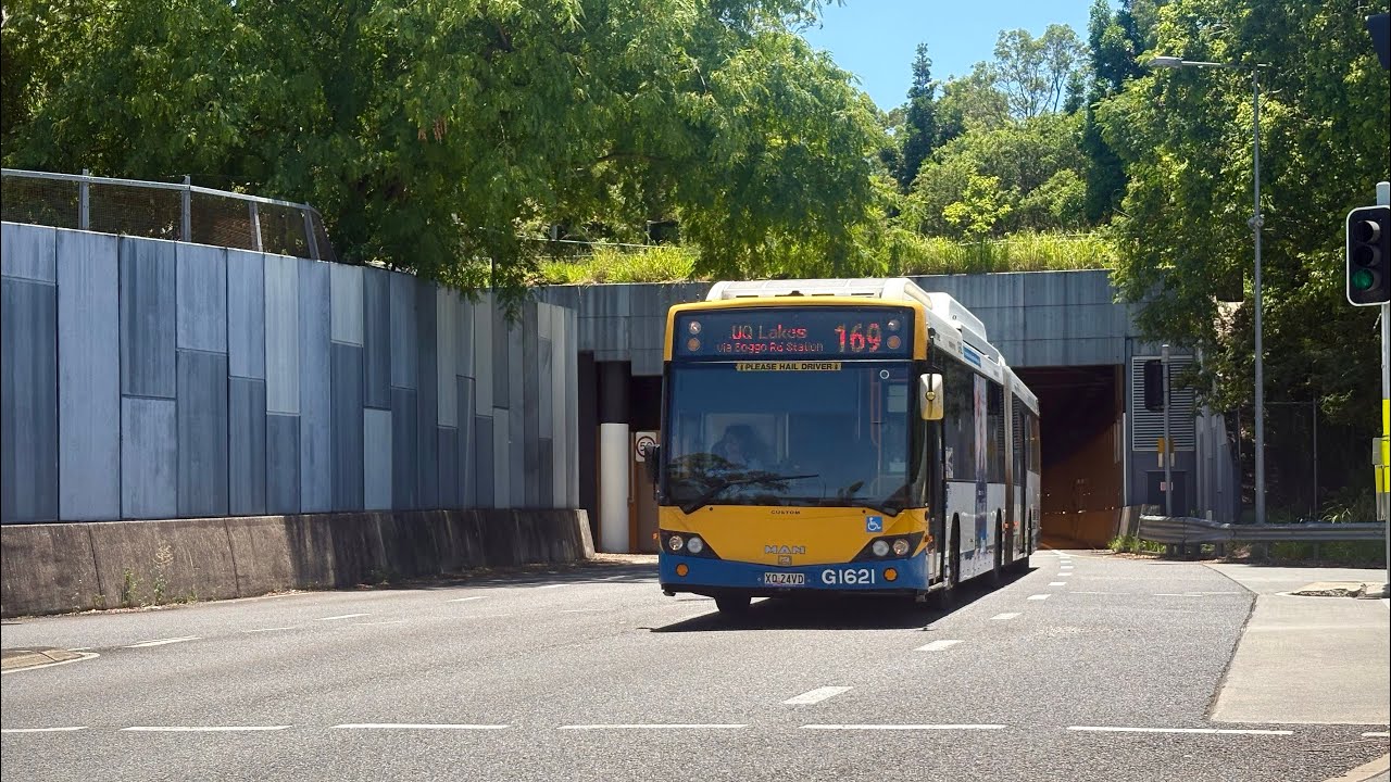 TfB 1630 - MAN NG313 Custom Coaches CB60 - YouTube