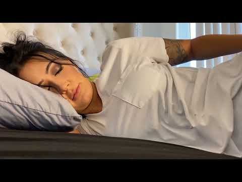 Giantess Mila Roommate