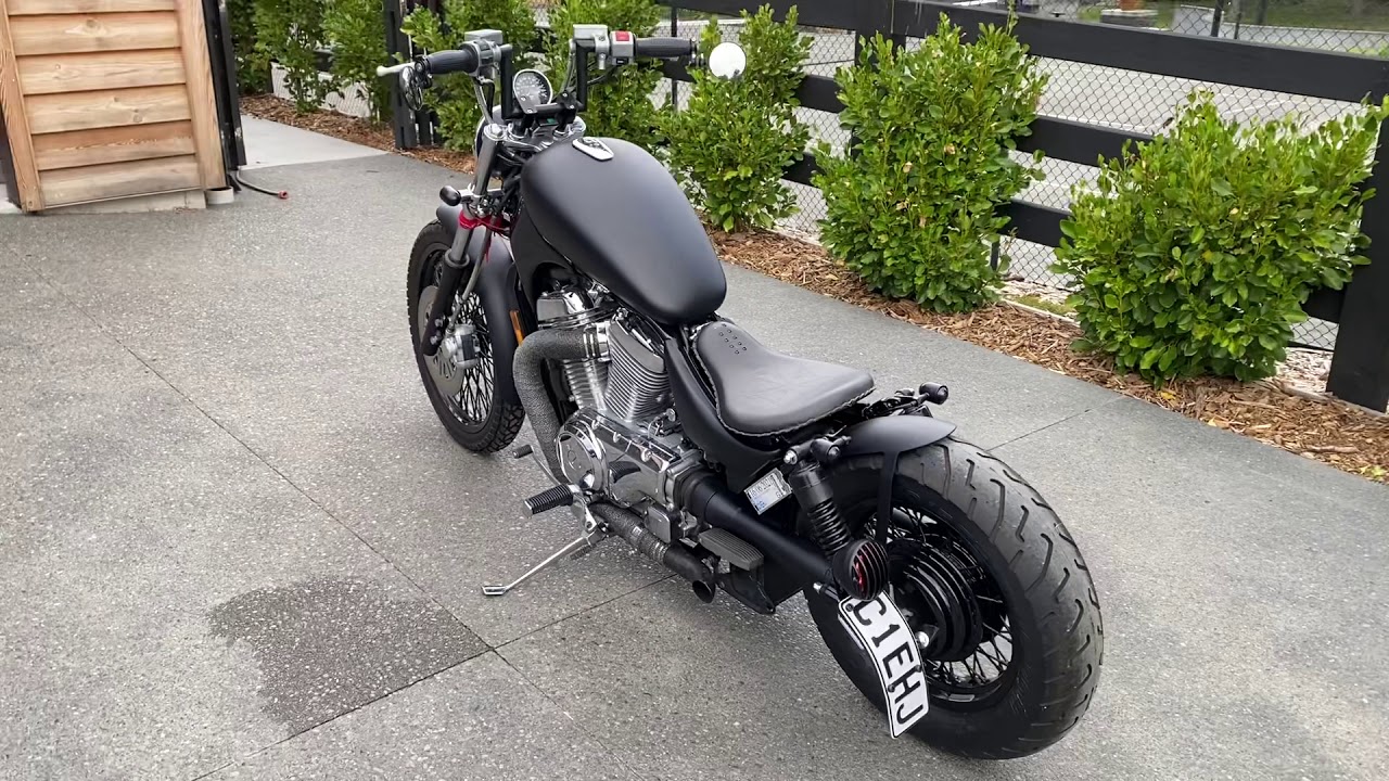 1989 Suzuki Intruder Bobber - YouTube