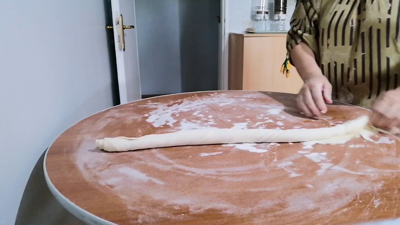 KAPIDA KUYRUK VAR😮FESELLİ ( YAĞLI GÖZLEME - KATMER ) 🥰BİZ YAPARIZ🤣🧿 ...