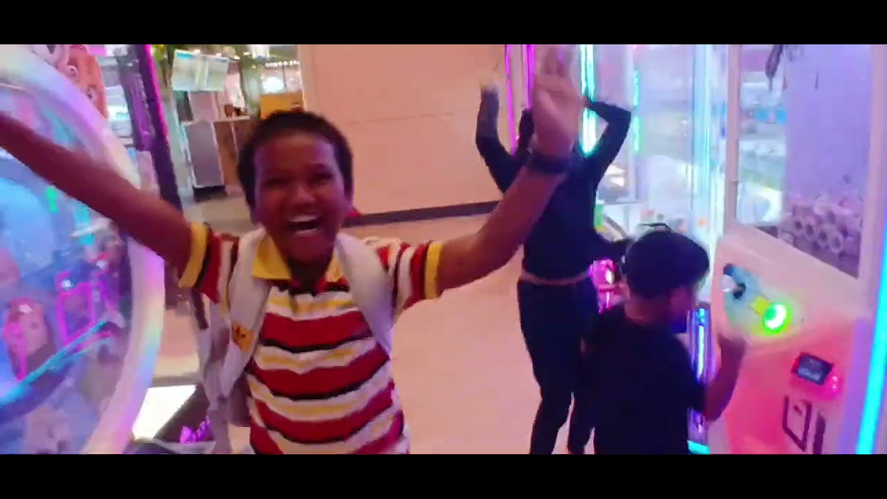 Puas main - Time zone MKG - YouTube